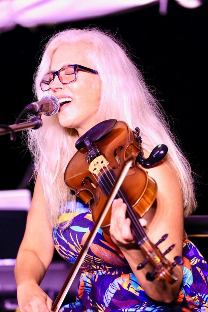 Rock & Folk Musicians - GigHubb